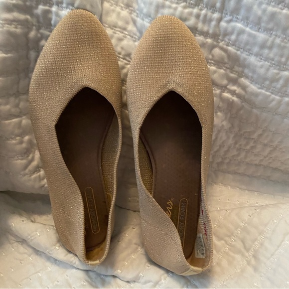 Skechers | Shoes | Sketchers Stretch Flats | Poshmark